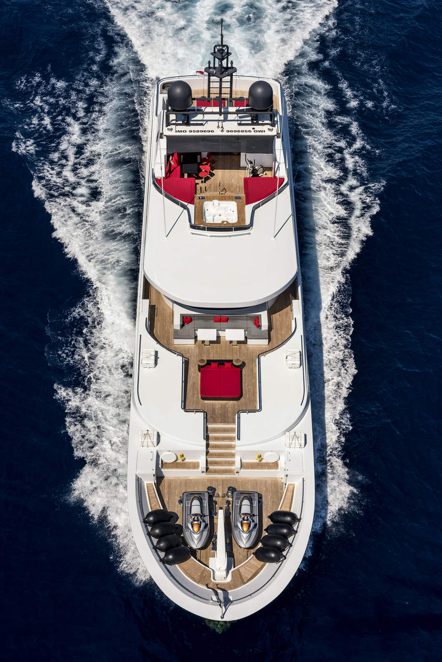 Yacht GRAYZONE, Concept Marine | CHARTERWORLD Luxury Superyacht Charters